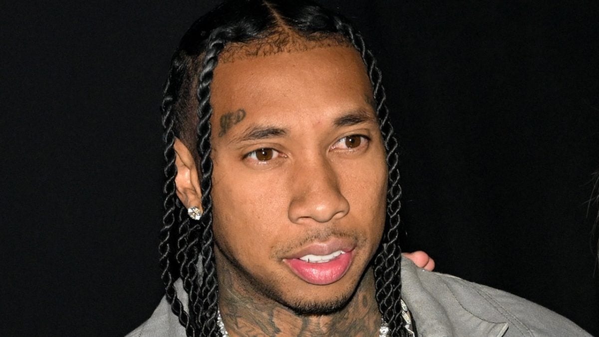 Tyga onder NARCOSE voor nieuwe tattoo • Hot Jamz Urban Radio