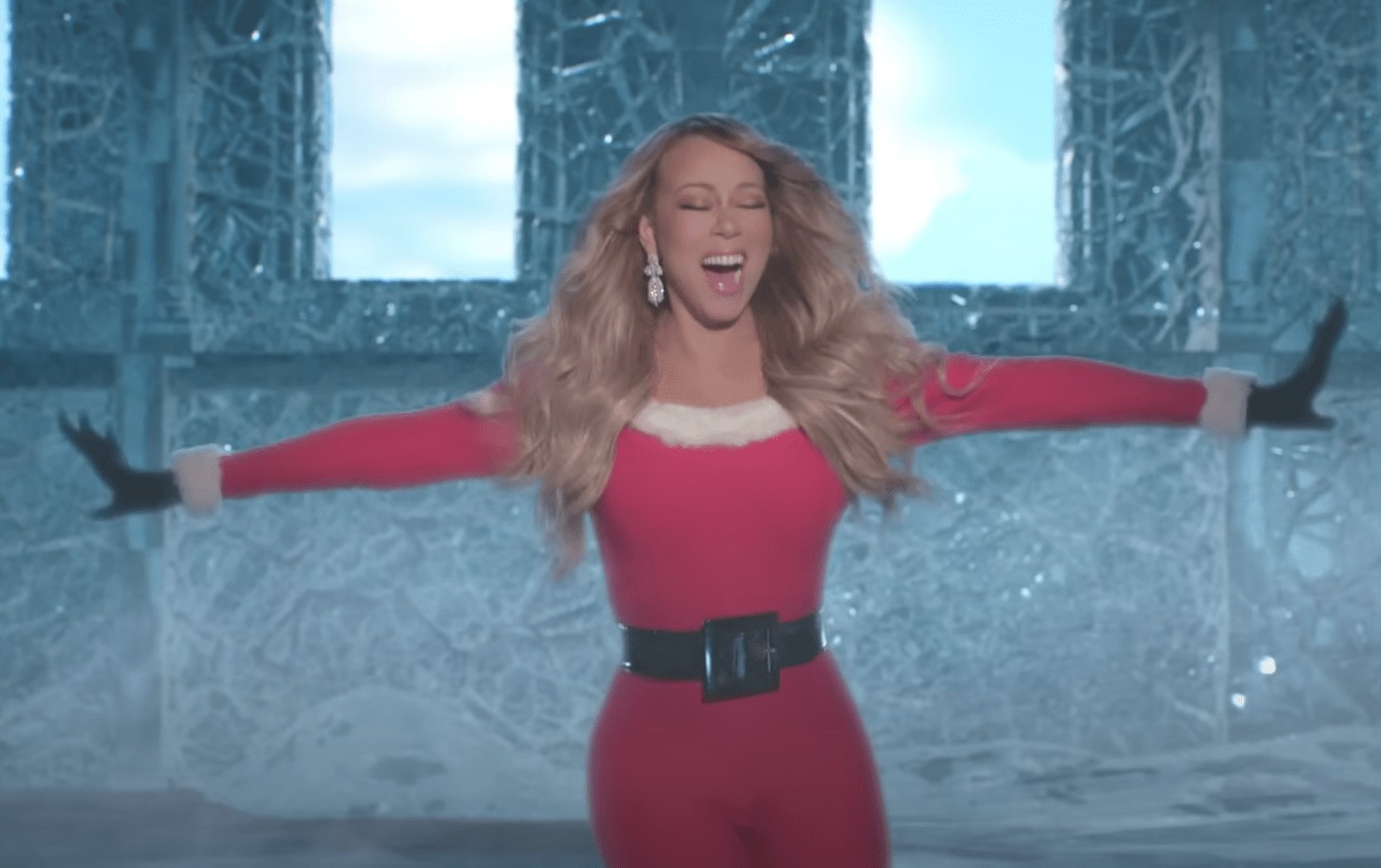 Mariah Carey opent Kerstseizoen in kort filmpje • Hot Jamz Urban Radio